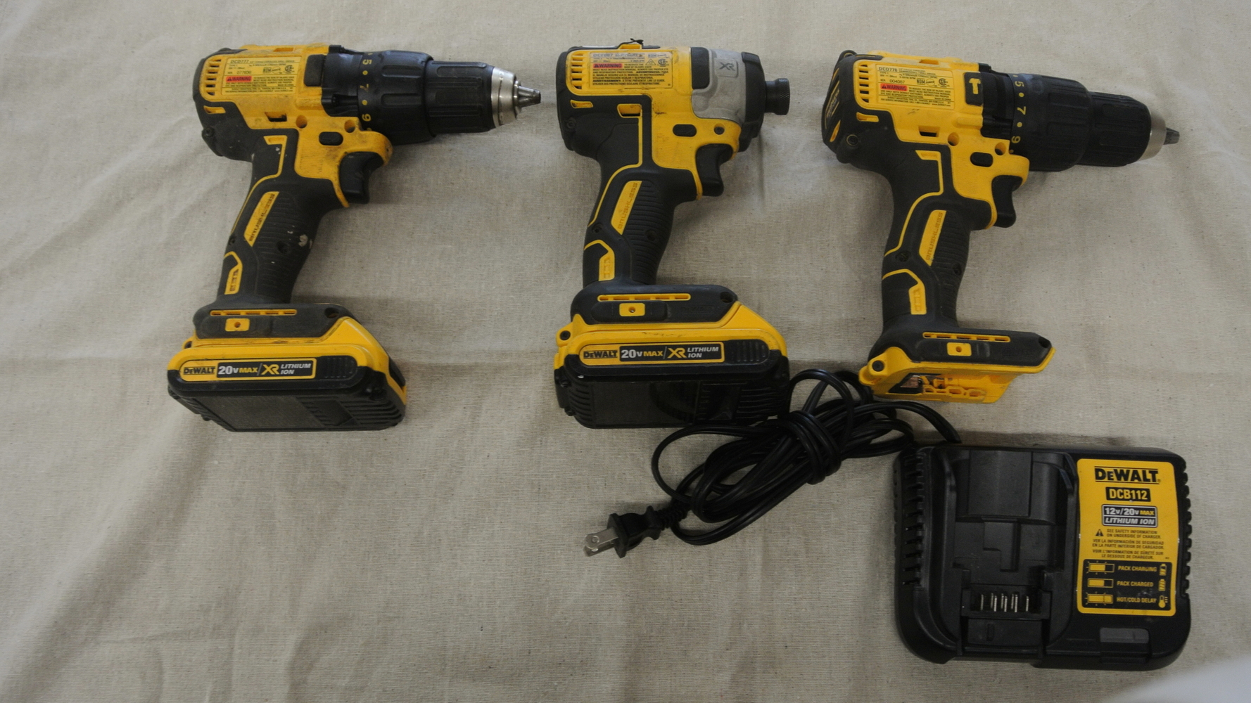 dewalt 3 pc drill/impact set | Wellston Pawn