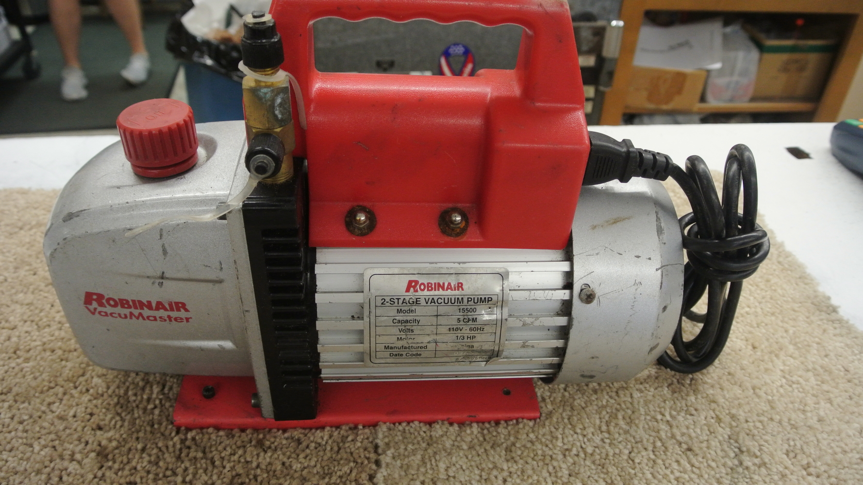 Robinair 15500 Vacuum Pump | Wellston Pawn